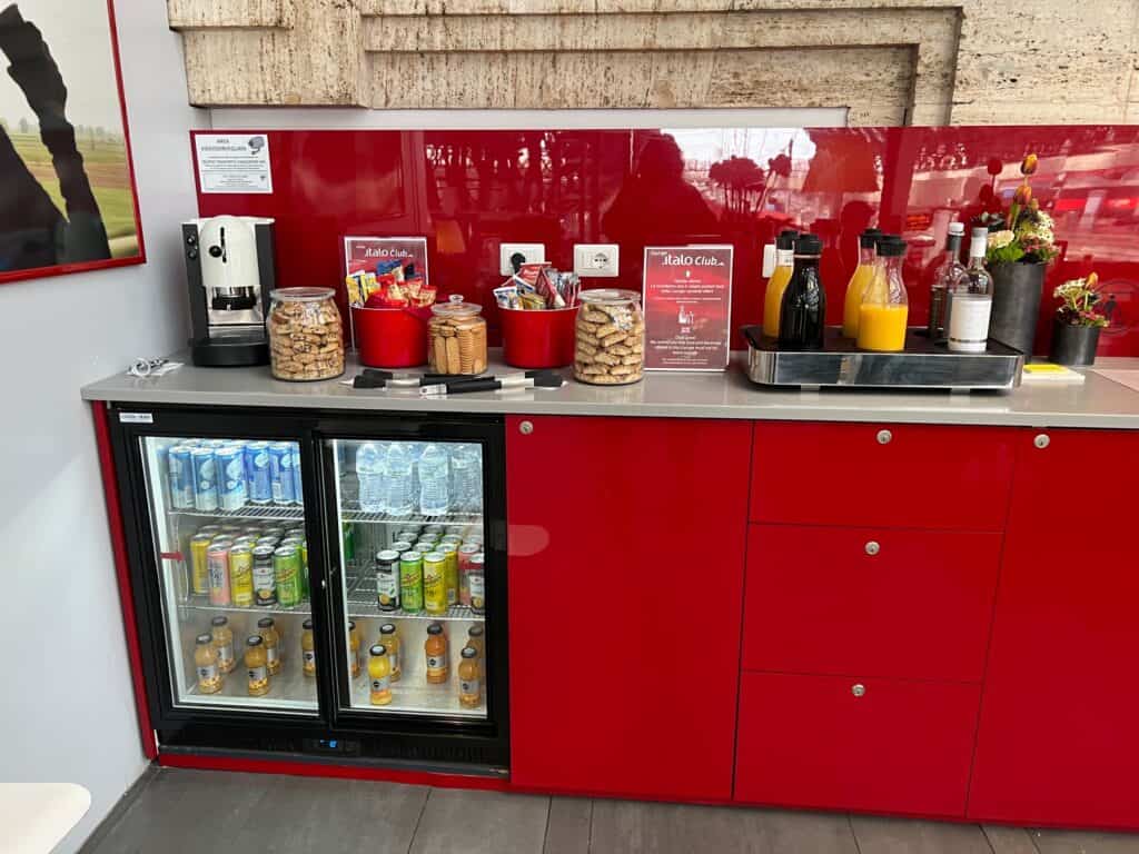 Italo Club Lounge at Milano Centrale Review » 2-for-1 Around The World